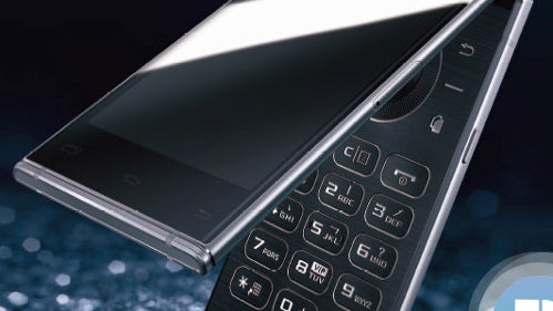 Samsung launches an Android flip phone with the biggest lens aperture ...