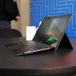 Lenovo Miix 630 hands-on - PhoneArena