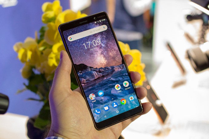 Nokia 7 Plus hands-on review | PhoneArena reviews - PhoneArena