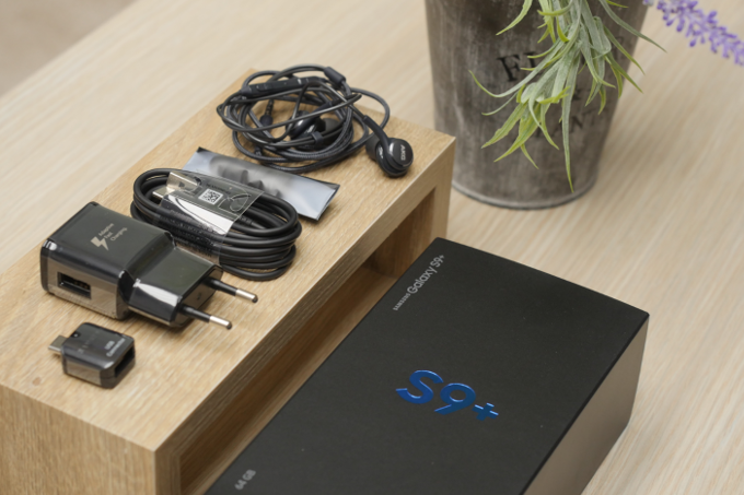 Samsung Galaxy S9+ unboxing! - PhoneArena