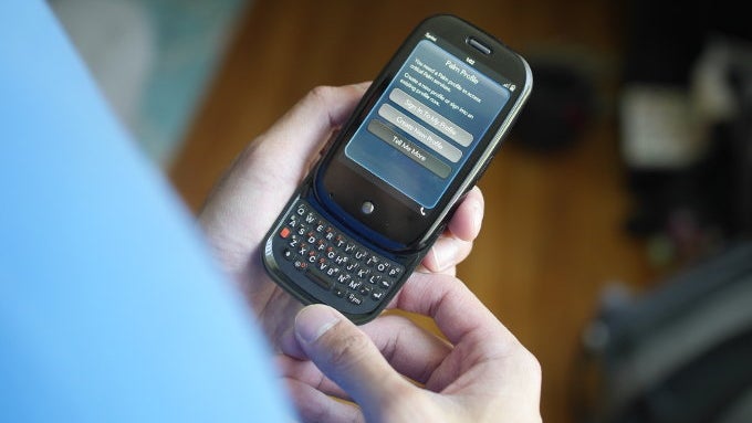 The Palm Pre is still one of the most foward-thinking phones 9 years ...