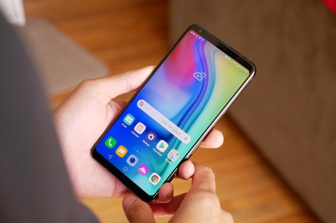 LG V35 ThinQ hands-on review | PhoneArena reviews - PhoneArena