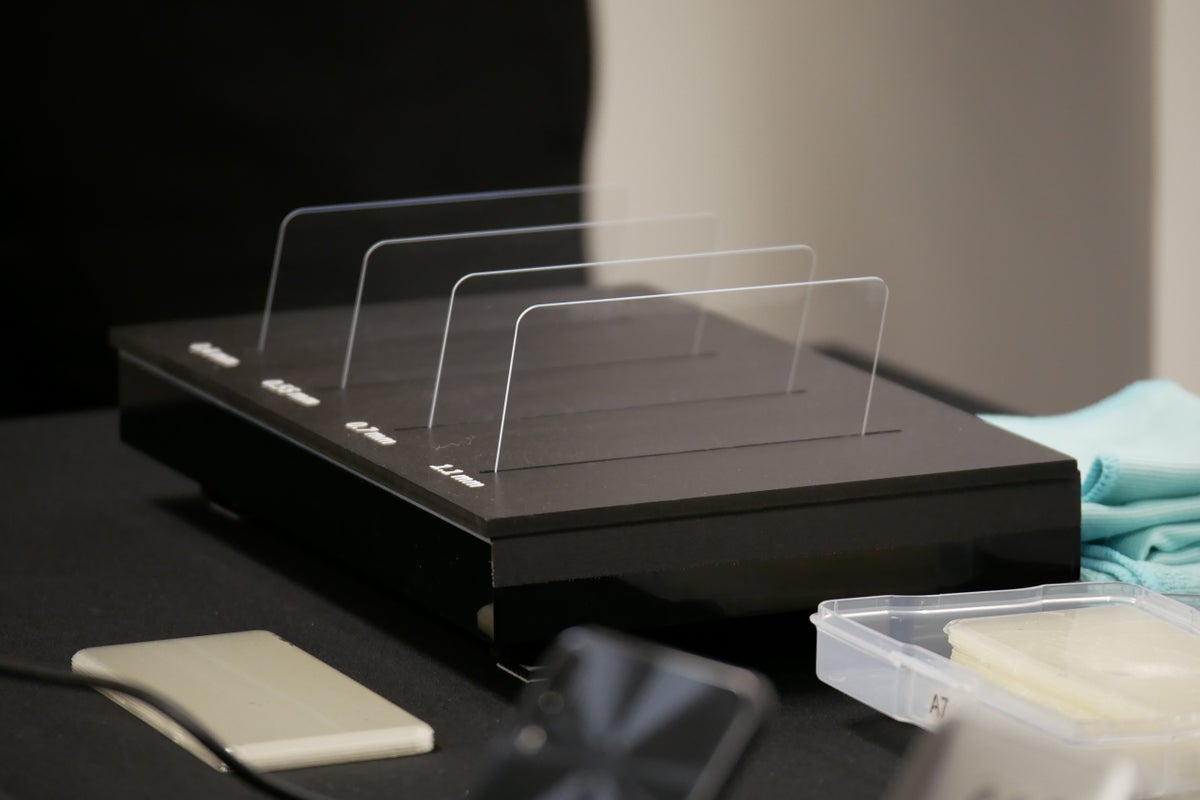 Corning Gorilla Glass 6 testing - PhoneArena