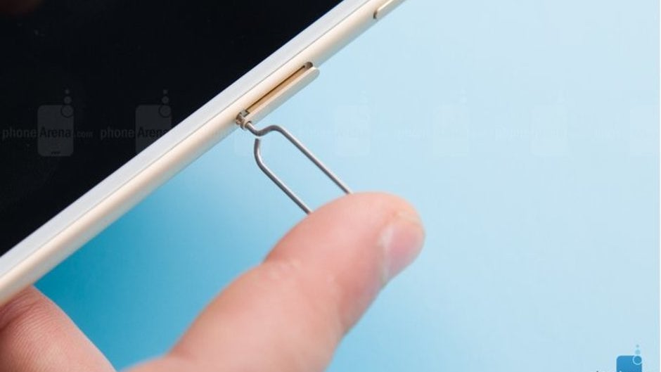 First dual-SIM iPhone teased by carrier: 'You're late, I've been ...