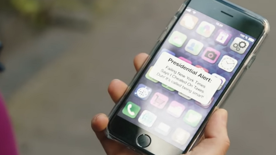 SNL spoofs Presidential Alert and Cricket Wireless in one hilarious ...