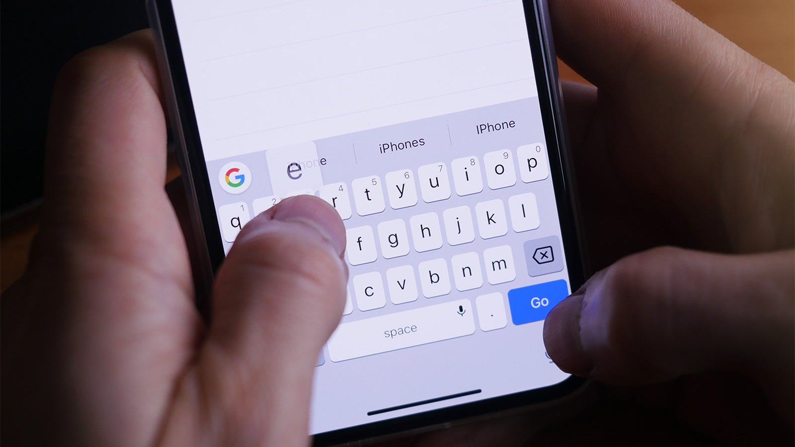 Haptic feedback arrives to iPhone typing thanks to Google - PhoneArena