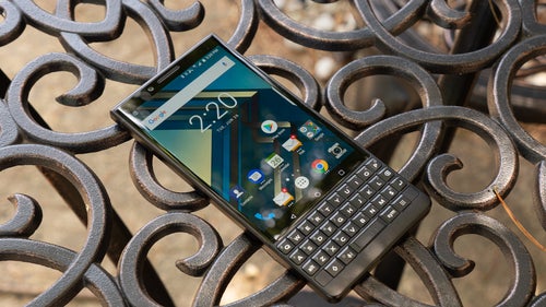 BlackBerry is back! New 5G phone with QWERTY keyboard arriving in 2021 ...
