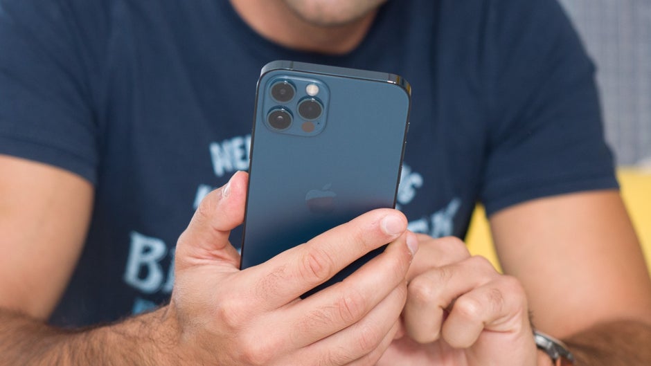 Best iPhone 12/Pro home screen widgets - PhoneArena
