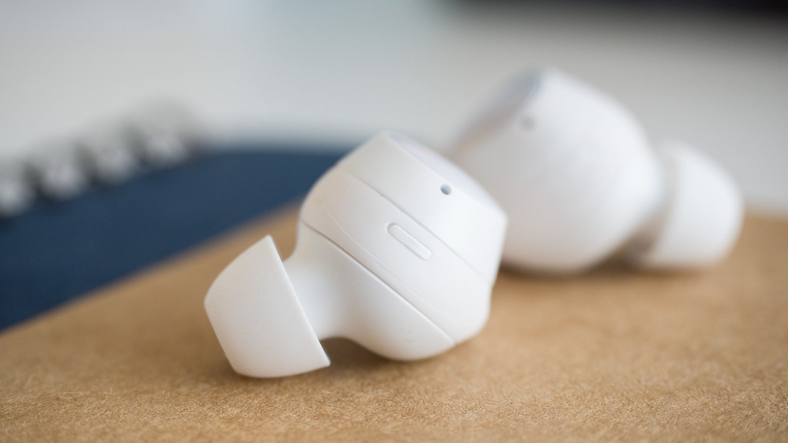 Samsung might be cooking up an AirPods-undercutting Galaxy Buds 2 ...