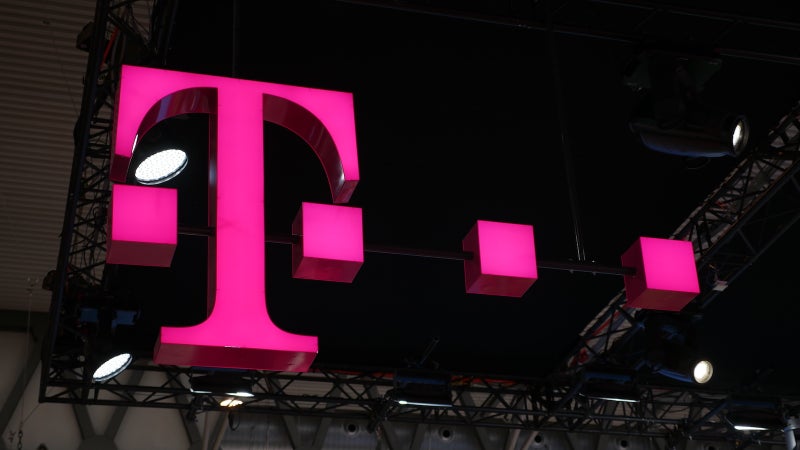 T-Mobile has a surprise promotion aimed at switchers - PhoneArena