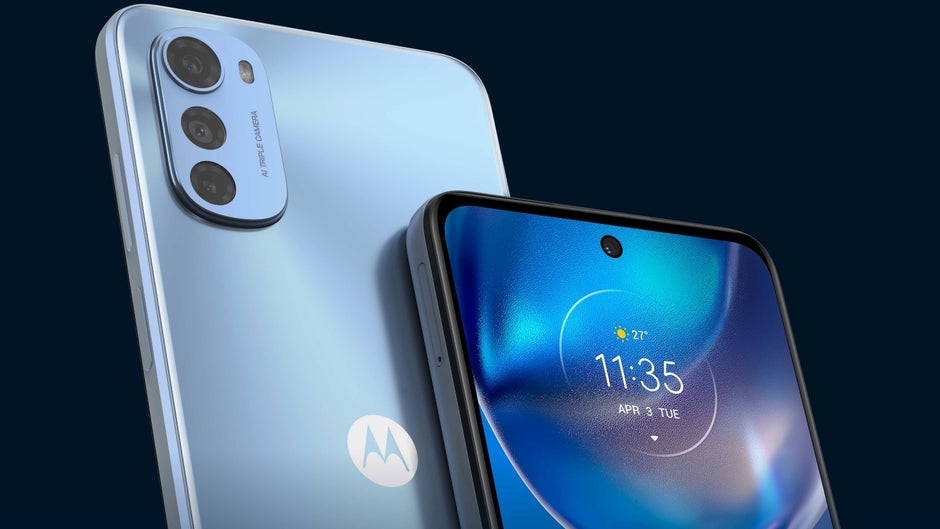 Motorola's newest low-cost phone is a mixed bag with a 90Hz screen, 3 ...