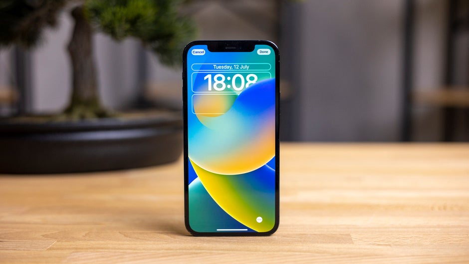 iOS 16 lock screen customization: The definitive guide - PhoneArena