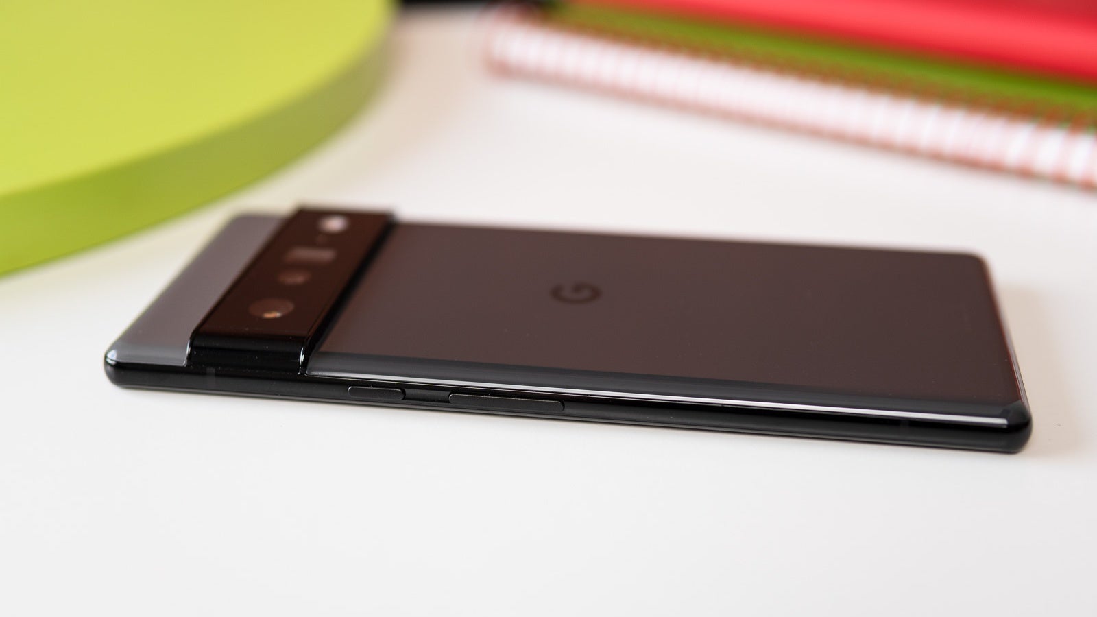 Here are a bunch of newly leaked Google Pixel Fold, Pixel Ultra, and ...
