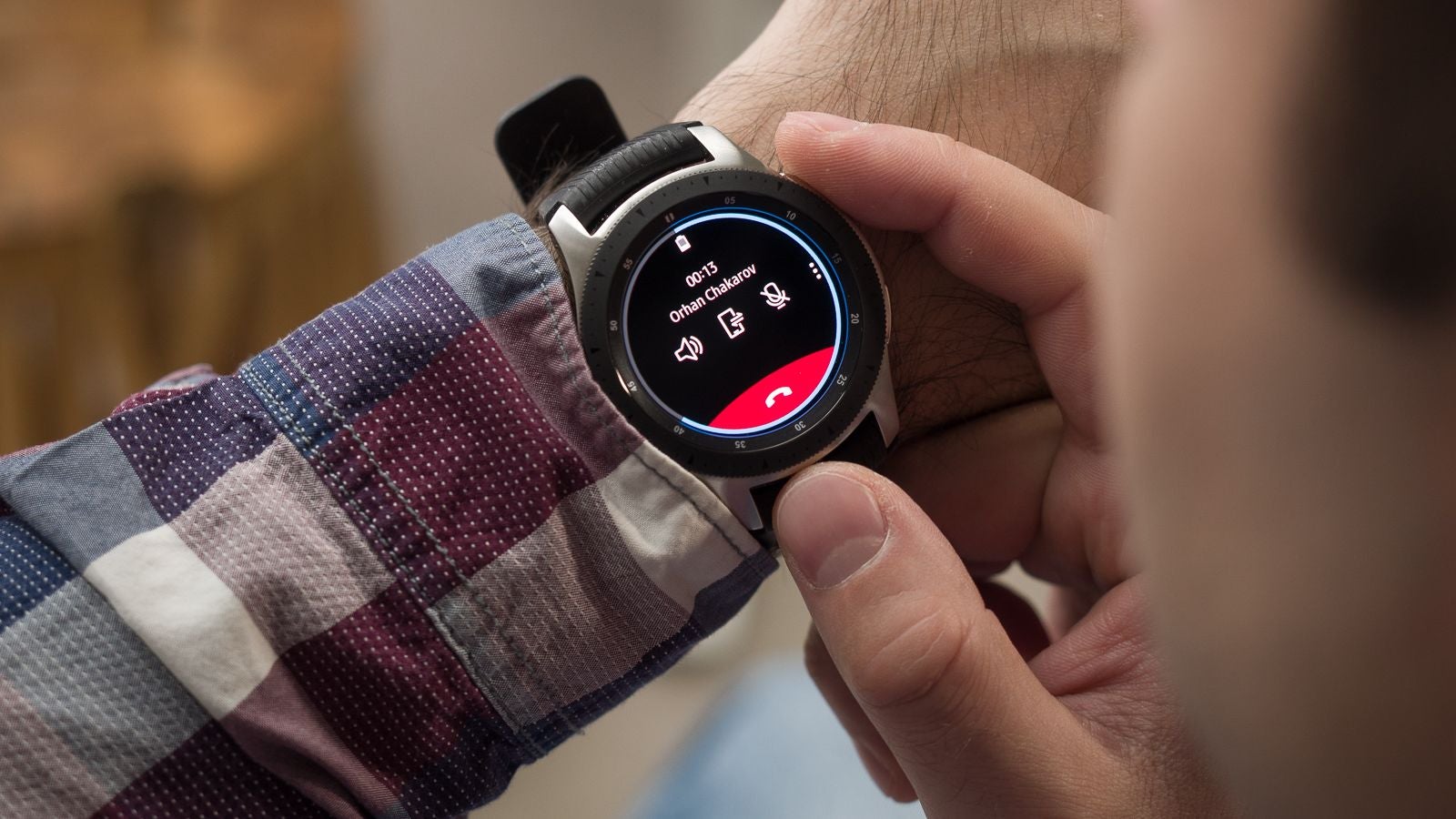 Samsung begins developing MicroLED displays for next-gen smartwatches ...