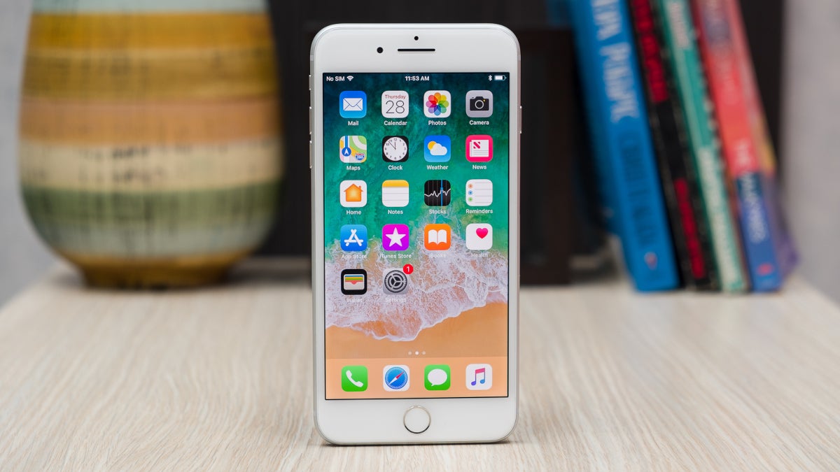 The iPhone owned a commanding 49% share of the global refurbished ...