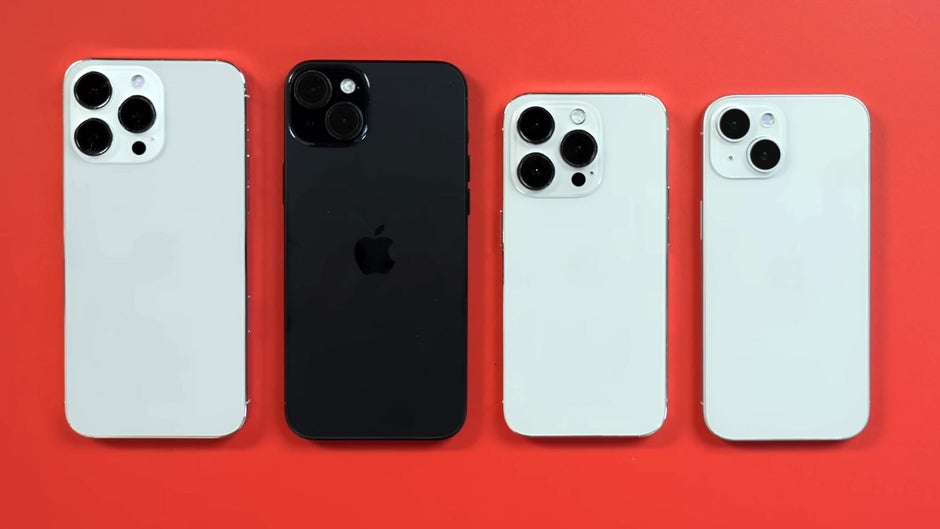 Full iPhone 15 and iPhone 15 Pro Max dummy units set displays the 2023 ...