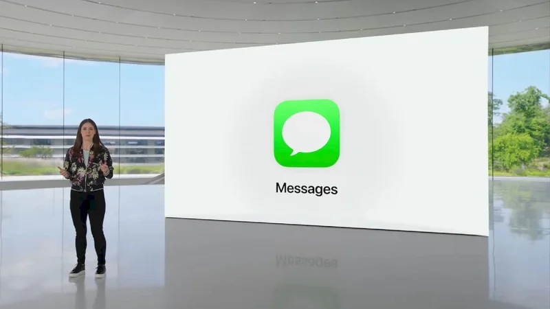 Apple quietly tests iMessage feature that might reduce green bubble ...