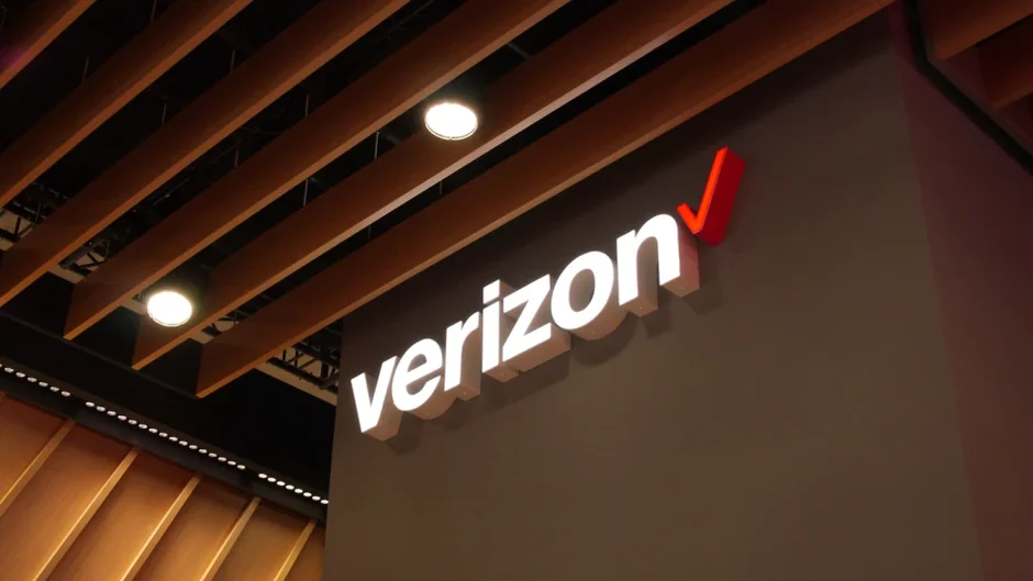 The nation's largest wireless provider, Verizon, has been down for ...