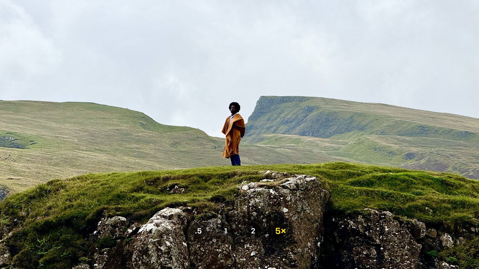 iPhone 15 Pro Max vs Galaxy S23 Ultra periscope camera comparison: Can ...