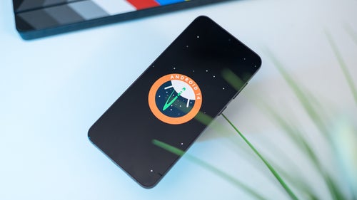 An Android 14 QPR1 Beta 2.1 bug fix update is out for Pixels, but not the Pixel 8 and 8 Pro ...