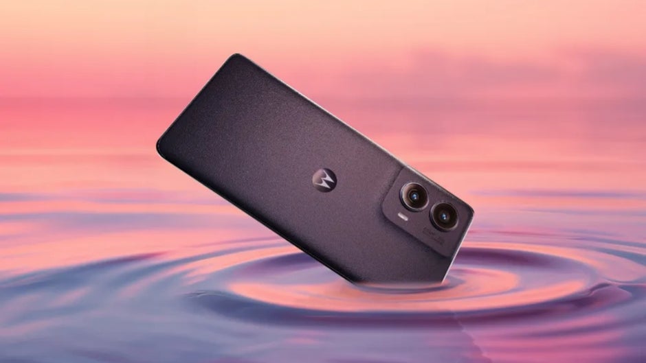 The one and only Motorola Edge (2024) is now up for grabs in the US in ...