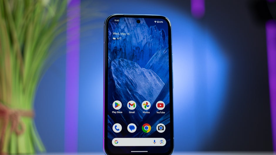 Google Messages now makes it easier to see if you have been left on ...