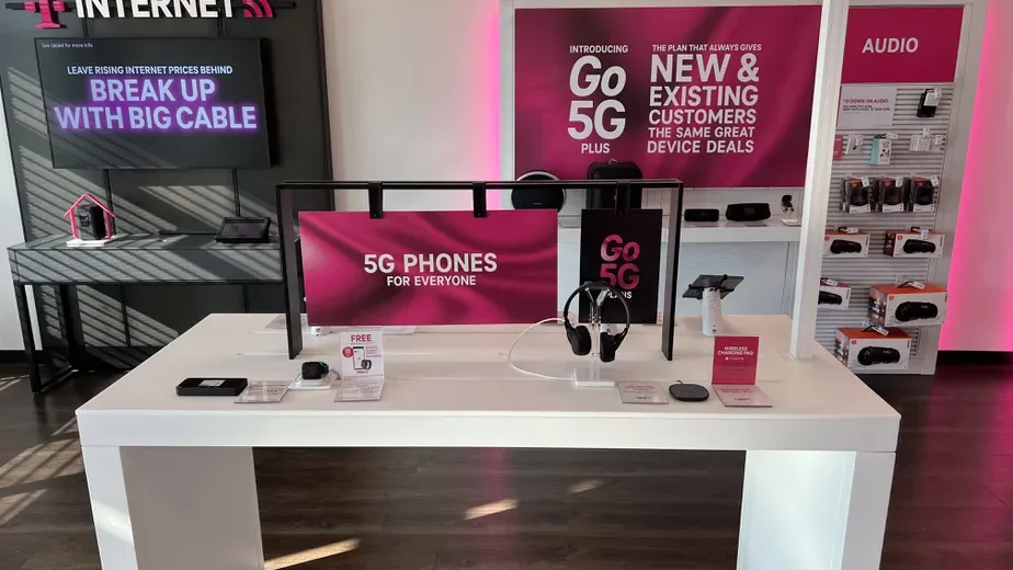 T-Mobile makes getting help a little harder but you shouldn't complain ...
