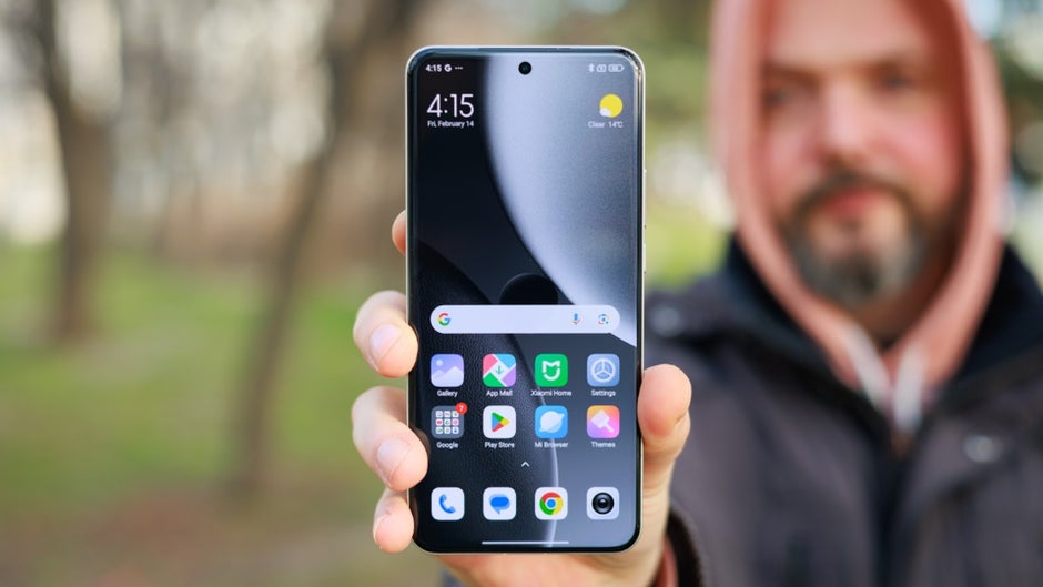 Super bright phone screens: hidden pitfalls we should know about ...