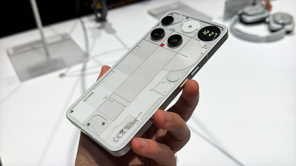 Nothing Phone (3) is the weirdest flagship yet – and that’s a good ...