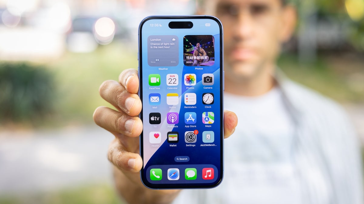 The iPhone 16 leads another major sales chart, but Samsung claims an ...