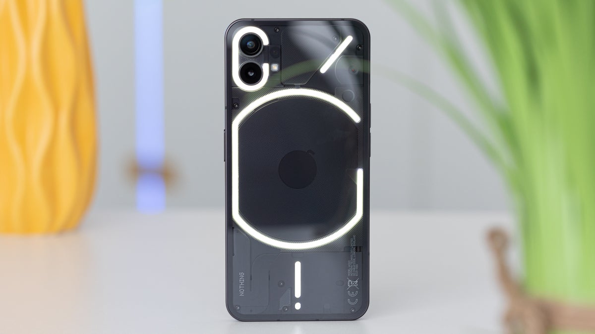 The Nothing Phone (1) has reached end of life, but that doesn’t have to ...