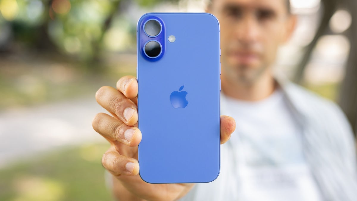 Apple's iPhone 16 ranks first among 2025's best-selling phones, Galaxy ...