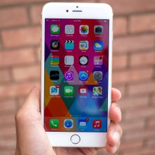 How to use the iPhone 6 Plus easier with one hand - PhoneArena