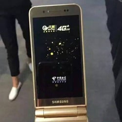Samsung's high-end Android clamshell appears in live images - PhoneArena