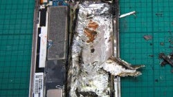 Here are several pictures of a Galaxy Note 7 setting ablaze during a ...