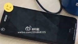 Prototype Motorola handset seen in live image - PhoneArena