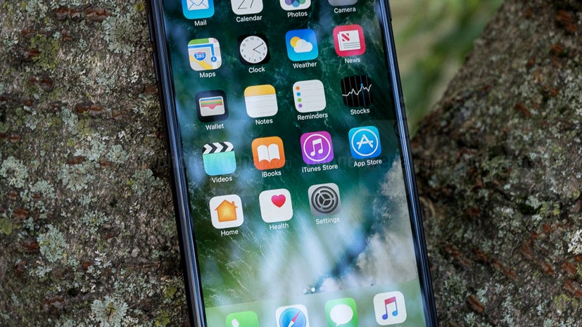 The iPhone 7 version with Intel modem gets whacked by the Qualcomm ...