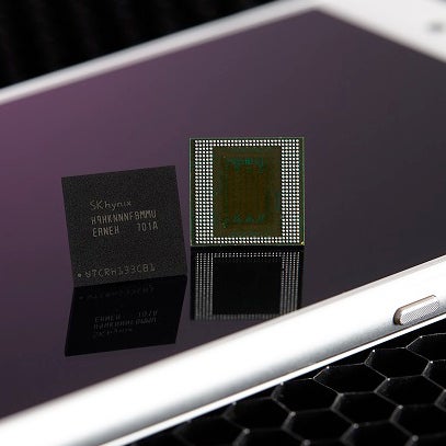 High-density 8GB RAM chip unveiled, tipped to be in Galaxy S8 - PhoneArena
