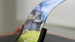 World's first "stretchable" OLED display to be unveiled by Samsung this ...