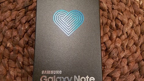 Samsung Galaxy Note Fan Edition: Unboxing and impressions - PhoneArena