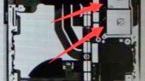 iPhone 8 leaked picture reveals vertically mounted dual-camera module ...