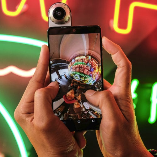 Essential updates its 360 Camera module with Facebook Live 360 ...