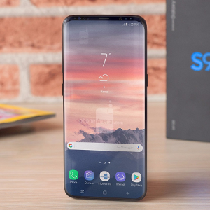 Samsung Galaxy S9 rumored to come with improved iris scanner and face ...