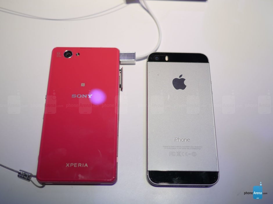 Sony Xperia Z1 Compact vs Apple iPhone 5s: first look - PhoneArena