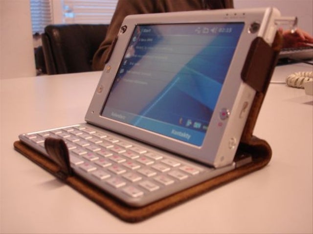 HTC Athena (X7500) is the next pocket computer - PhoneArena