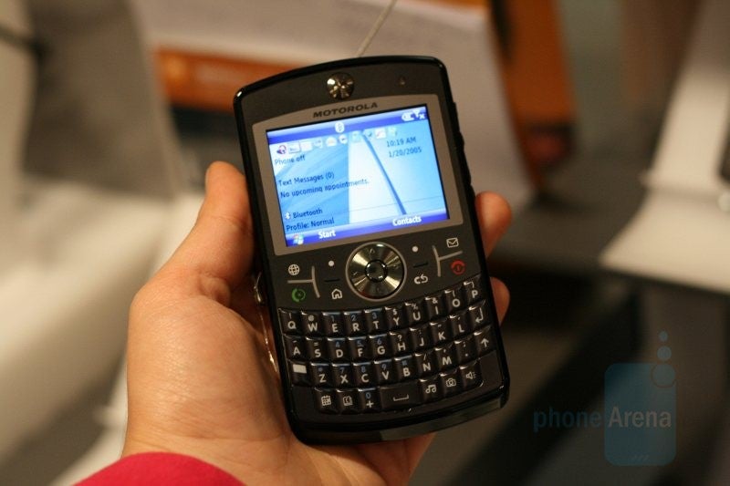 Motorola Q Q9 and Q GSM are WM6 Standard smart-phones - PhoneArena