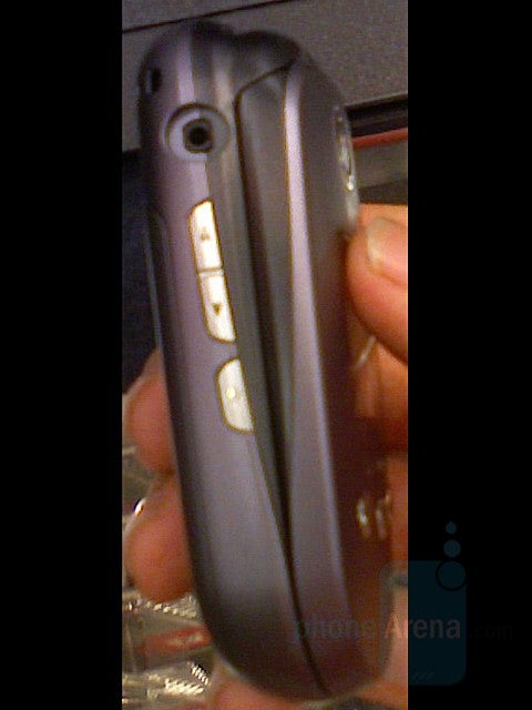 LG VX8350 in Verizon stores now - PhoneArena