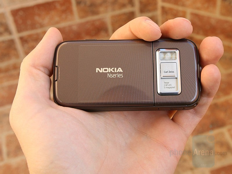 Hands-on with the Nokia N85 - PhoneArena