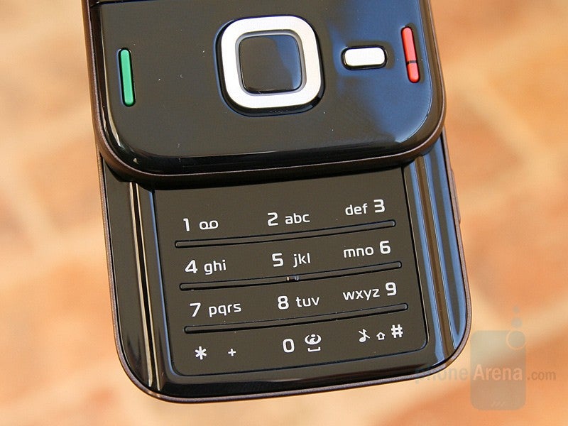 Hands-on with the Nokia N85 - PhoneArena