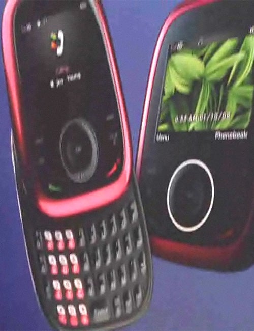 Two new texting phones from PCD - PhoneArena